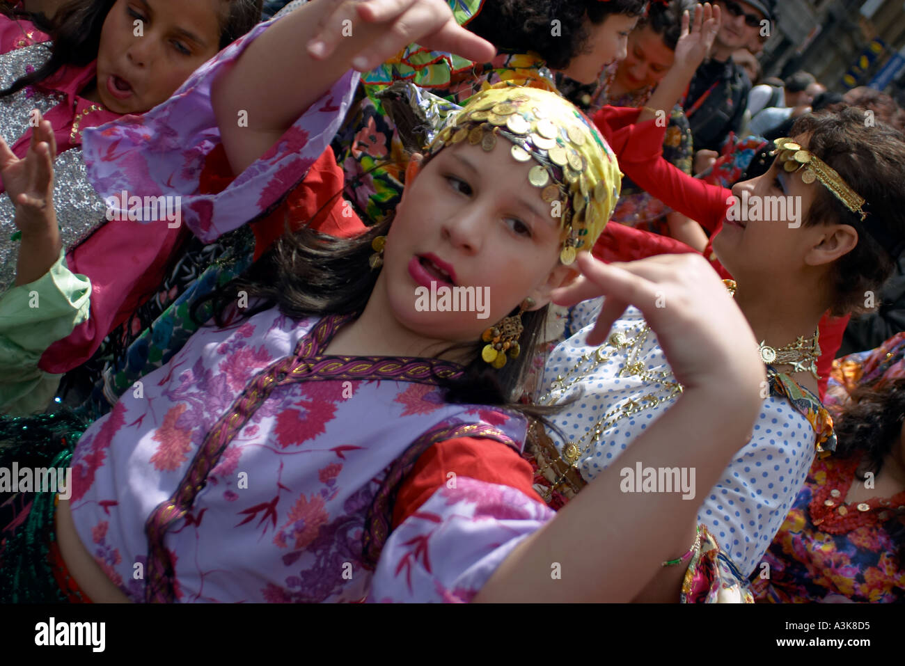Roma traditional dress hi-res stock photography and images - Alamy