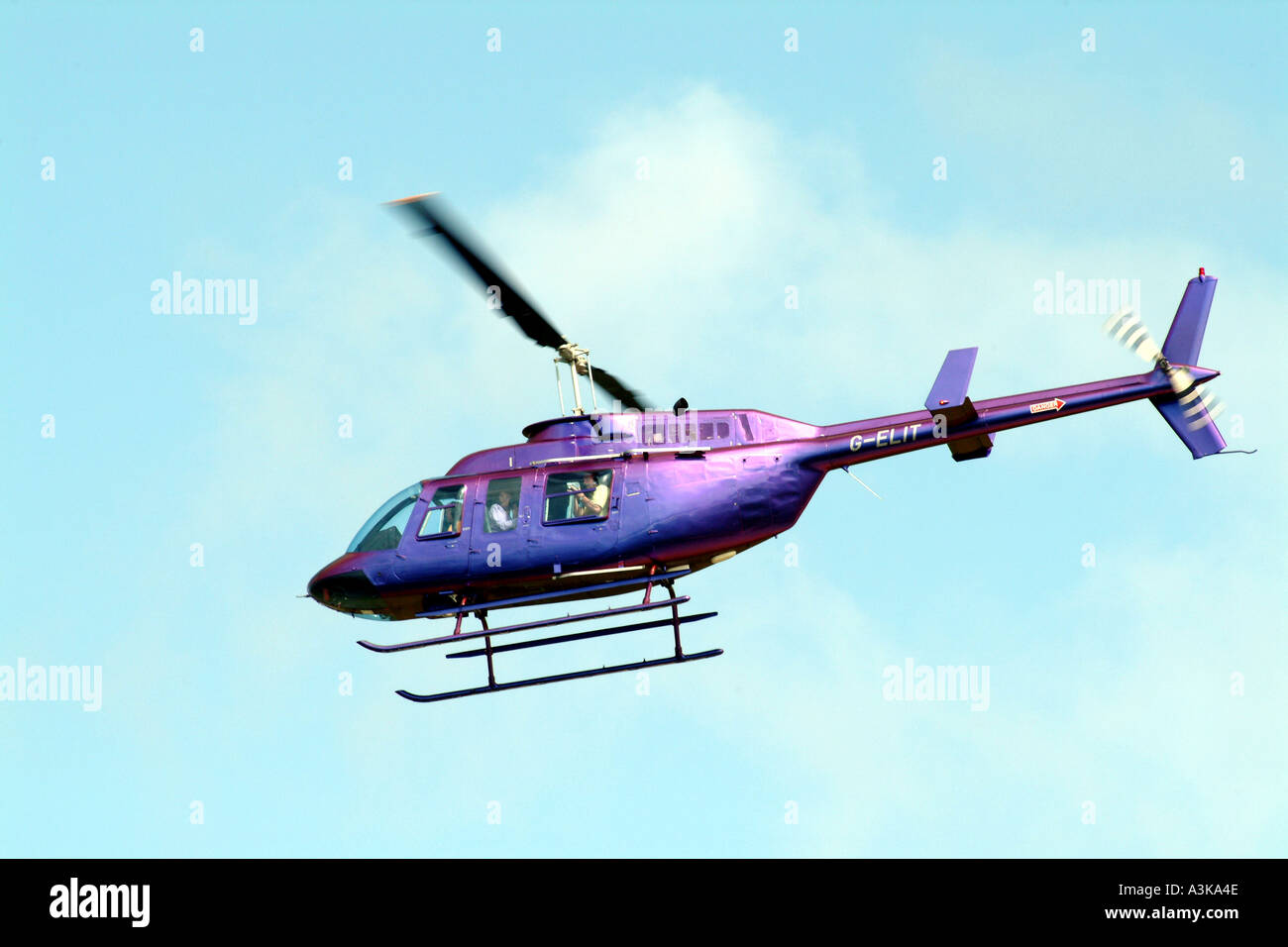 Bell 206l longranger hi-res stock photography and images - Alamy