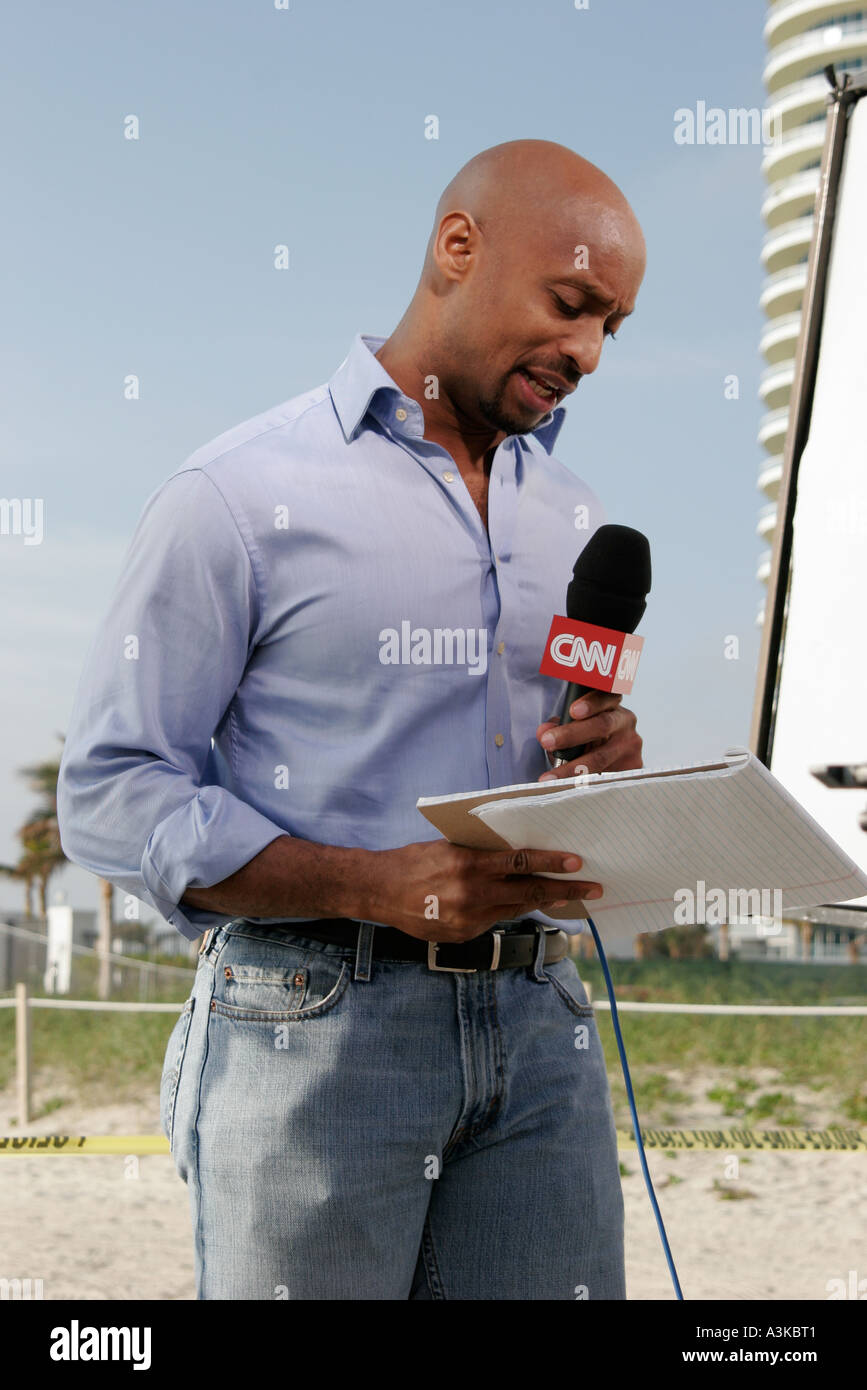 Black man male journalist reporter media hi-res stock photography and ...