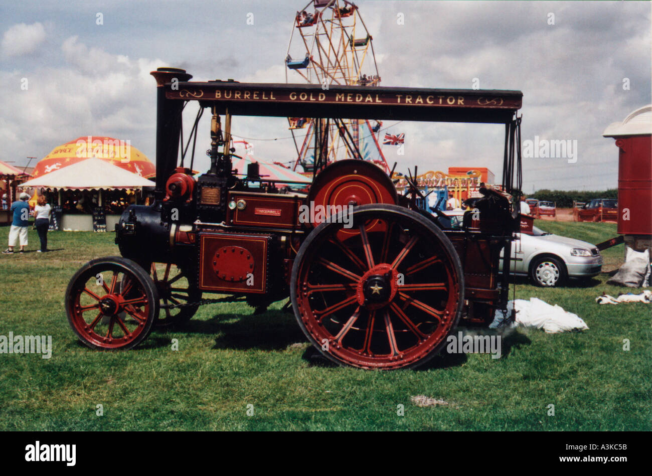 Gold medal tractor hi-res stock photography and images - Alamy