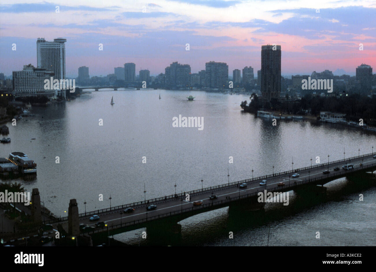 Cairo egypt scenes nile river hi-res stock photography and images - Alamy