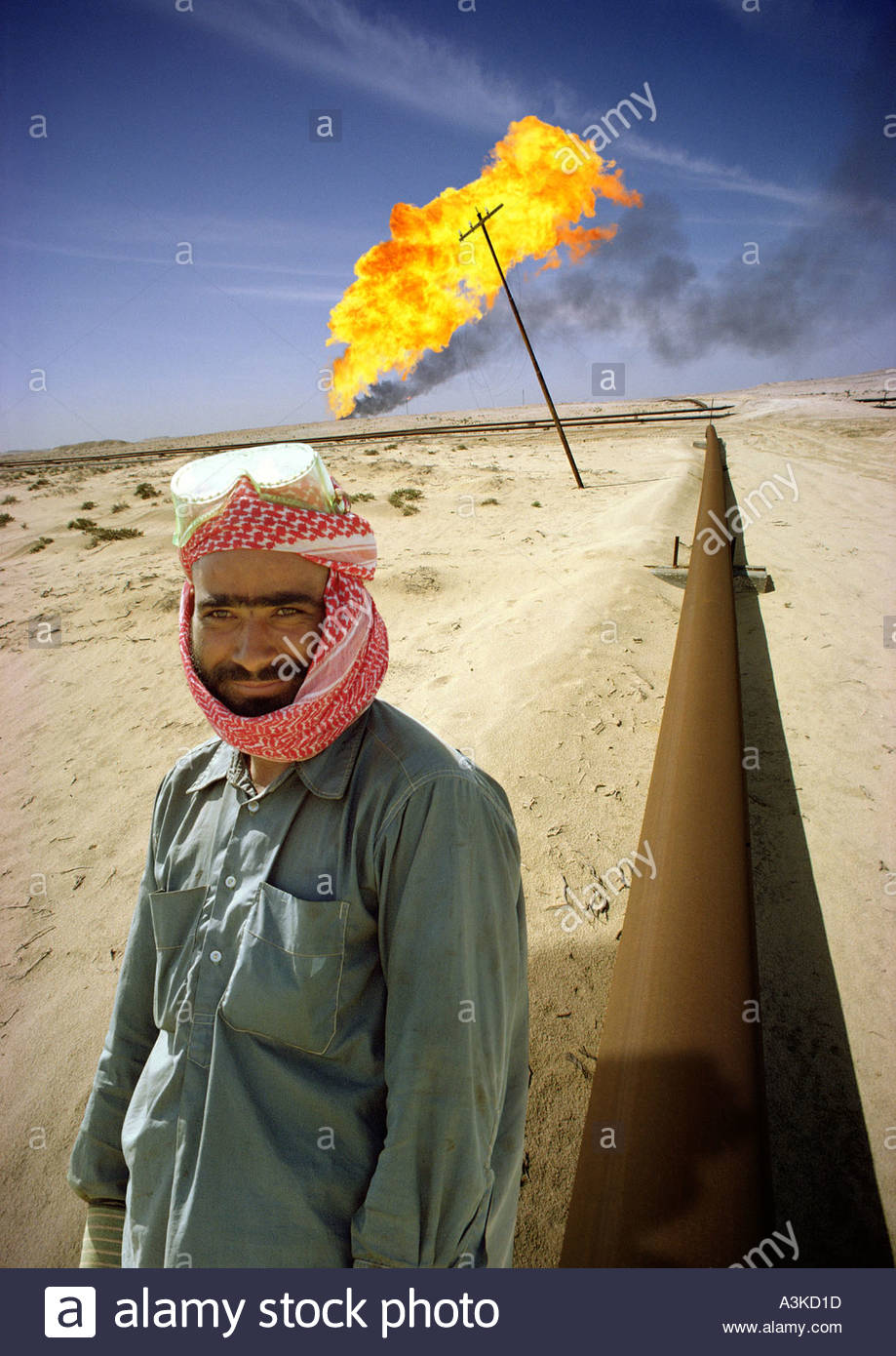 Middle East Oil Pipeline High Resolution Stock Photography and Images ...