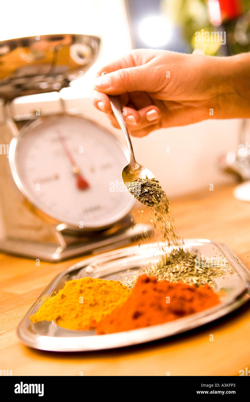 Scales balance spices hi-res stock photography and images - Alamy