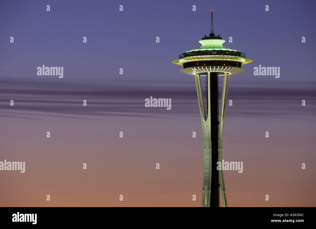Illuminated Space Needle in Seattle, Washington State, USA Stock Photo ...