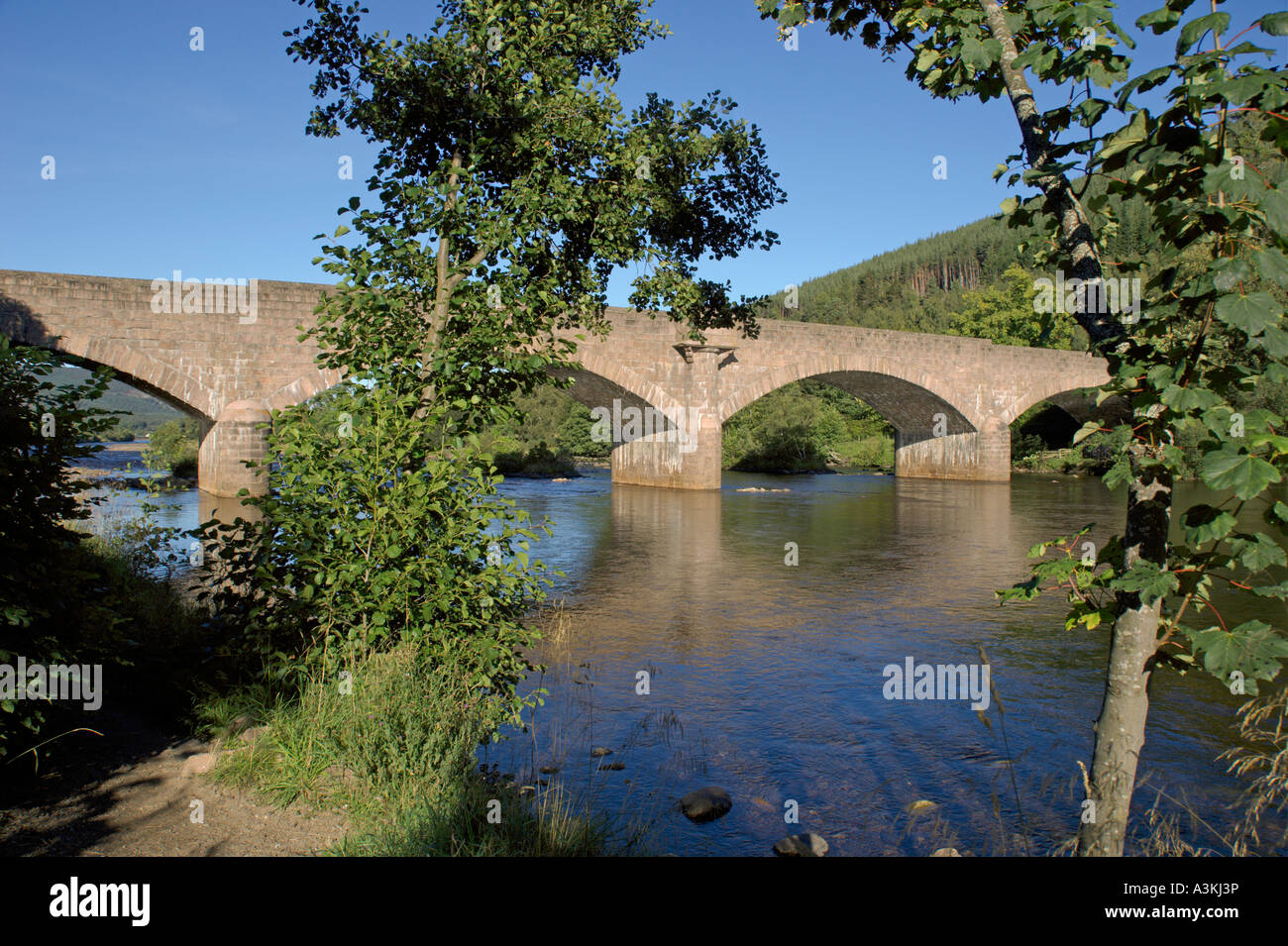Royal Bridge across the River Dee at Ballater looking east ...