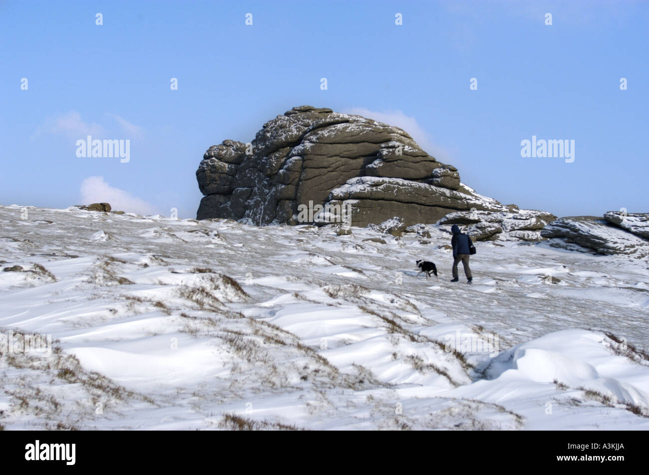 Walkers on dartmoor national park hi-res stock photography and images ...