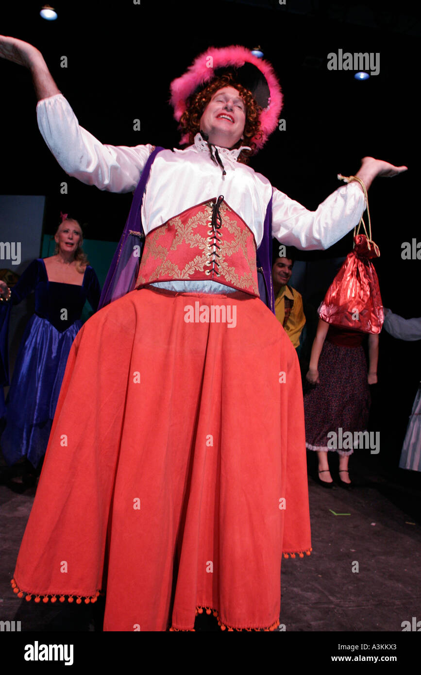 Actor in drag hi-res stock photography and images - Alamy