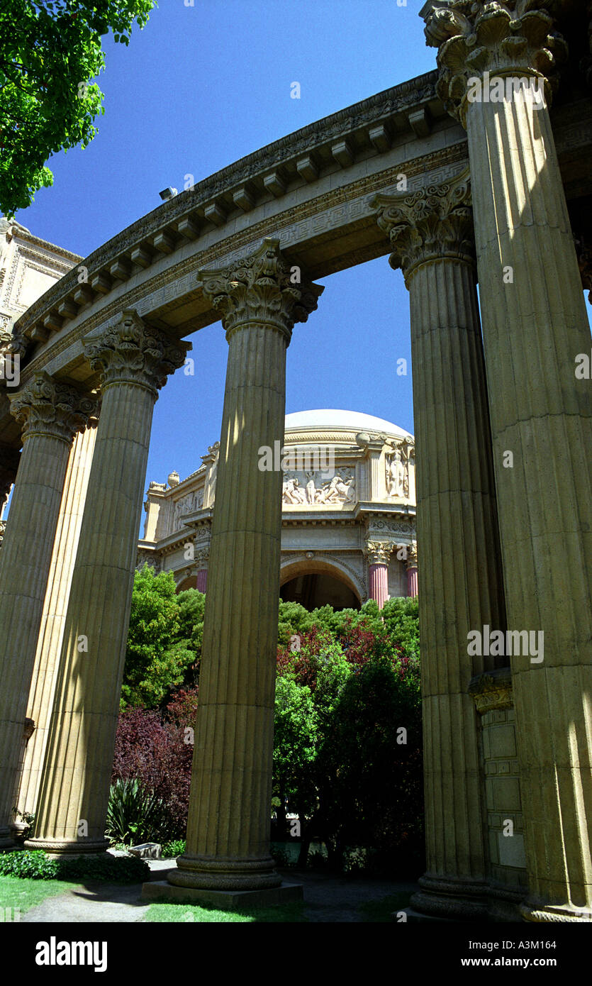 Exploratorium hi-res stock photography and images - Alamy