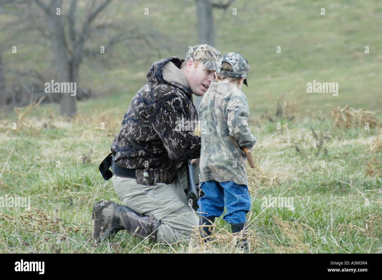 Father and son hunting hi-res stock photography and images - Alamy