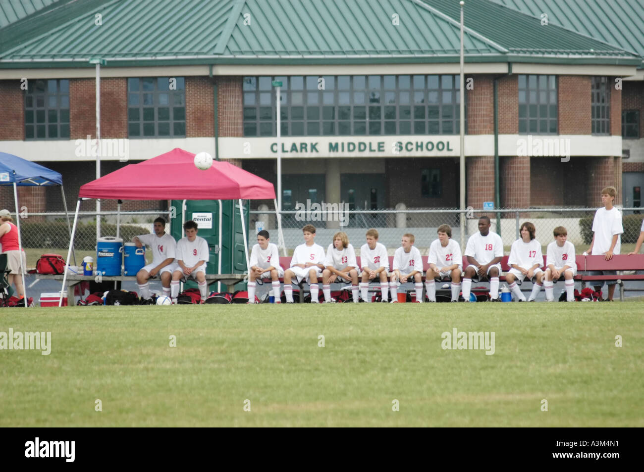 High school sports bench hi-res stock photography and images - Alamy