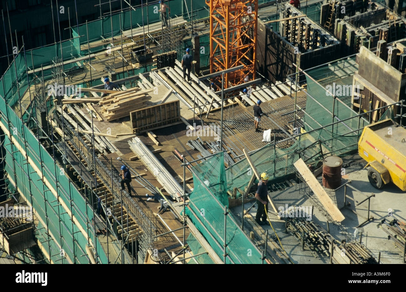 Office staff aerial hi-res stock photography and images - Alamy