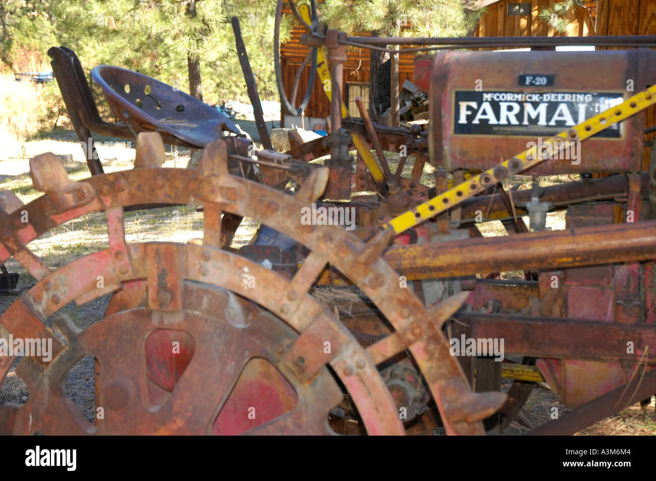 Farmall tractor hi-res stock photography and images - Alamy
