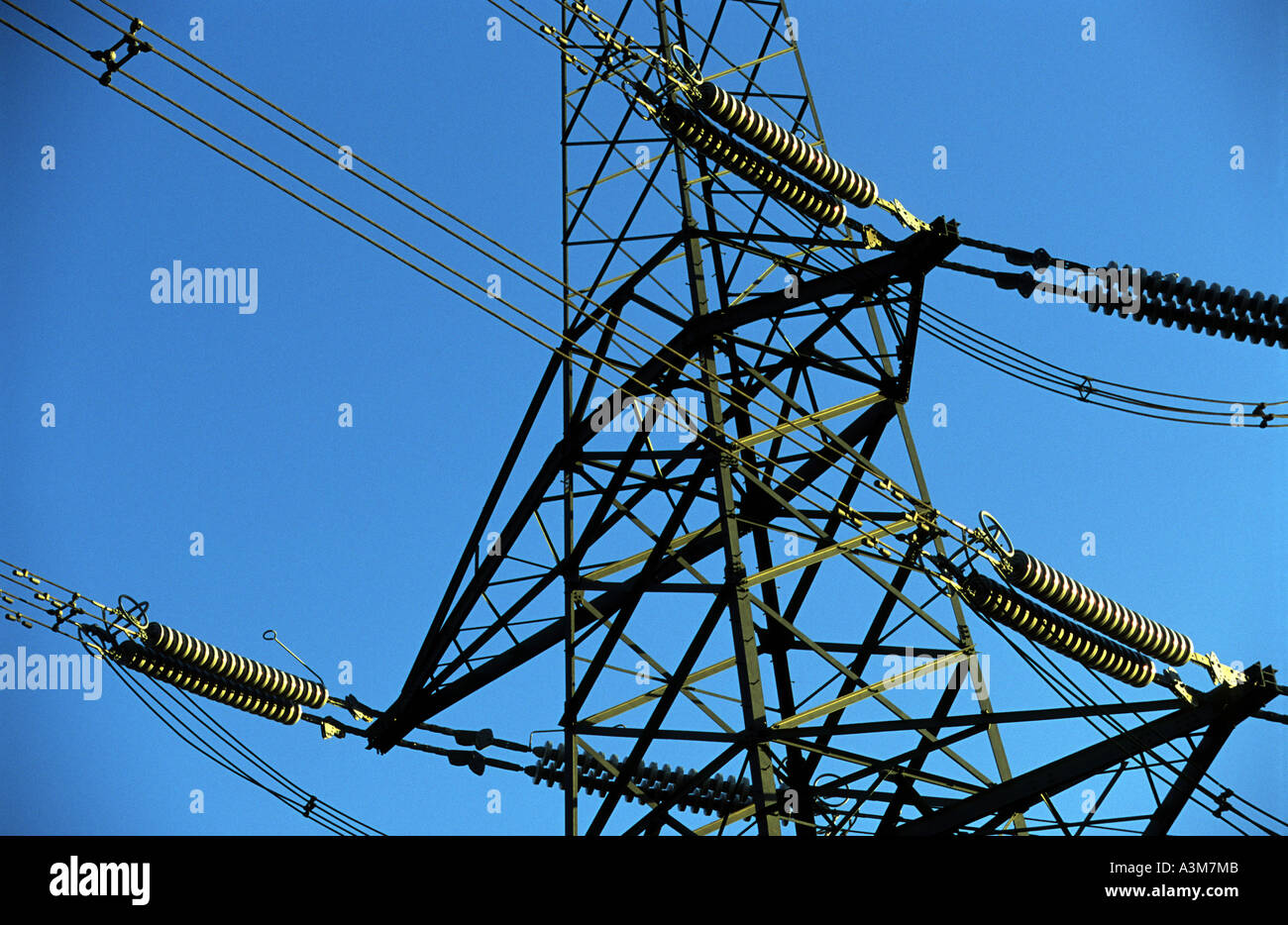 High tension cables hi-res stock photography and images - Alamy