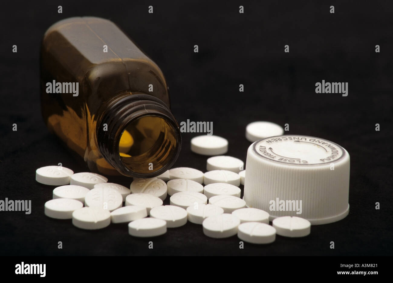 Prescription form nhs hi-res stock photography and images - Alamy