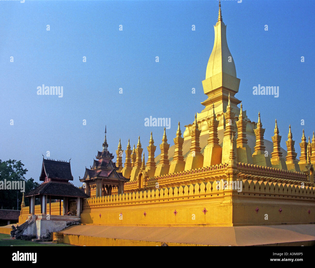 The ornate golden decoration of Pha That Luang, Great Stupa, National ...