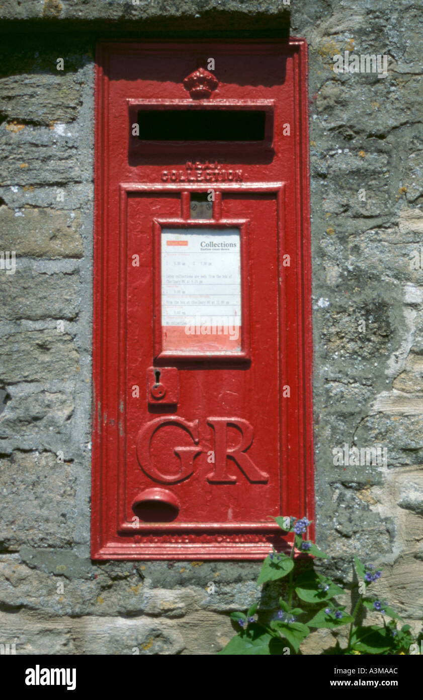 Cast iron wall type post box (installed during the reign of King George ...