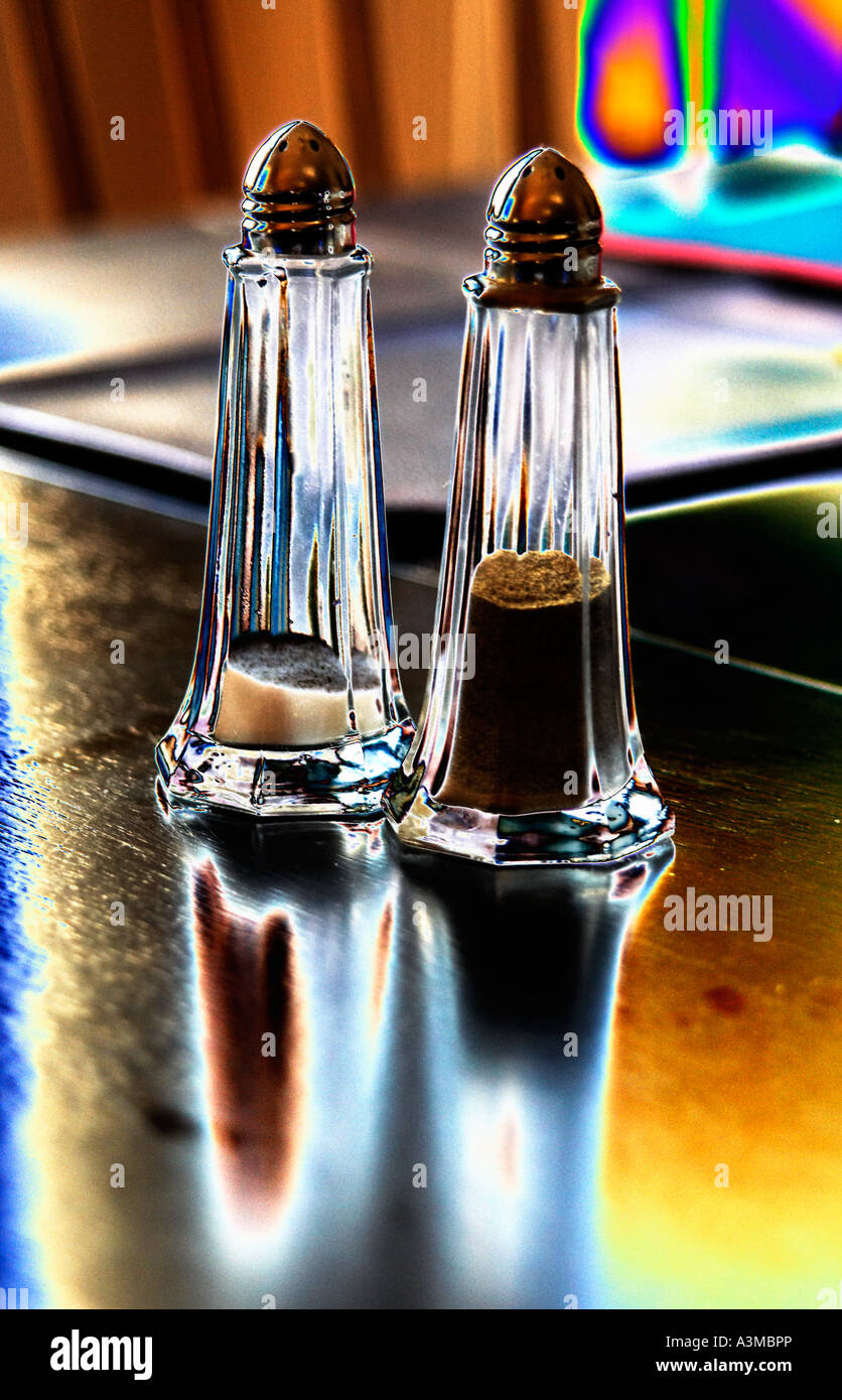 Illuminated salt shaker symbol hi-res stock photography and images - Alamy