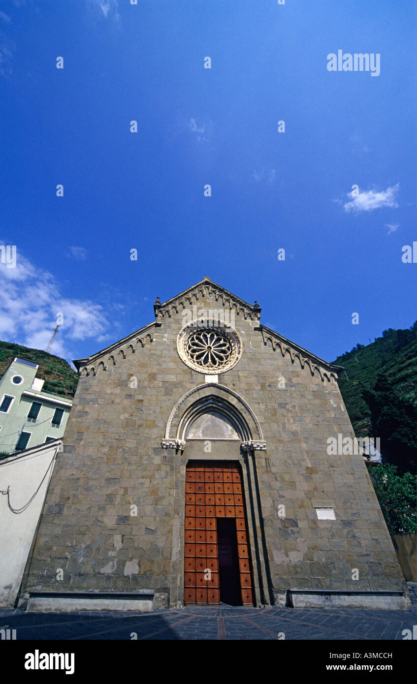 Church of Virgin Mary (aka San Lorenzo) in Manarola, Cinque Terre ...