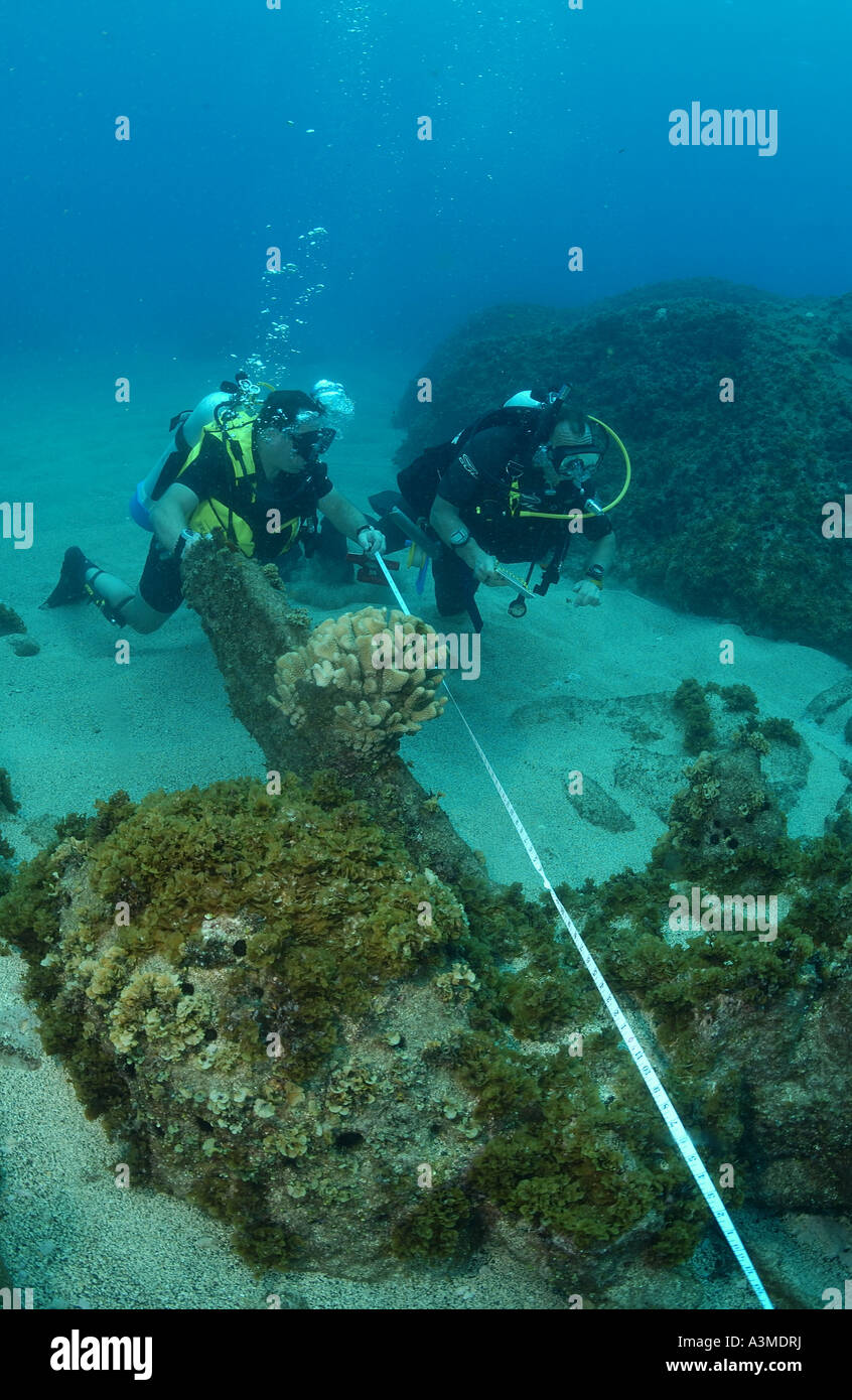 Bounty wreck hi-res stock photography and images - Alamy