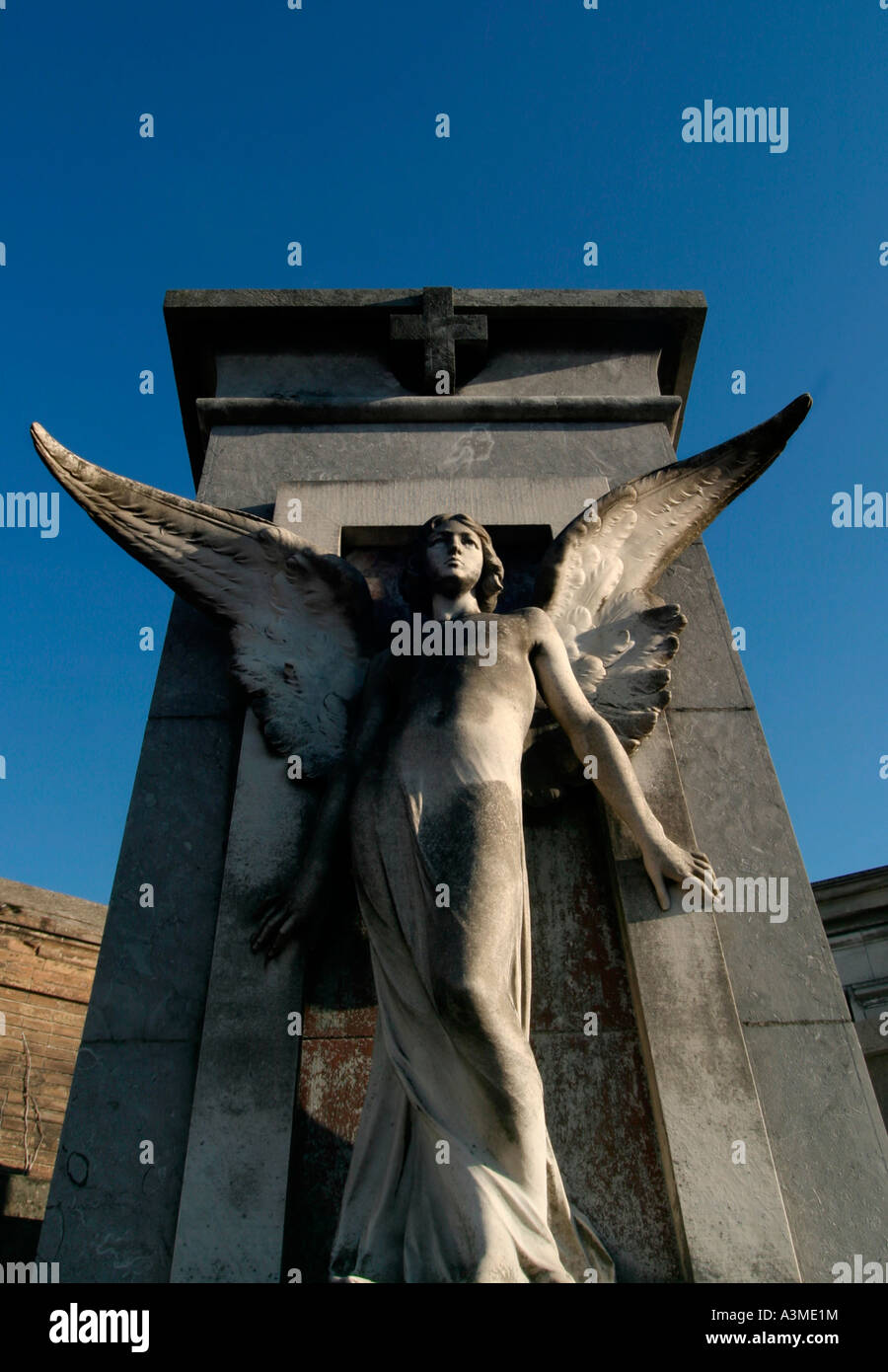 an angels statue Stock Photo - Alamy