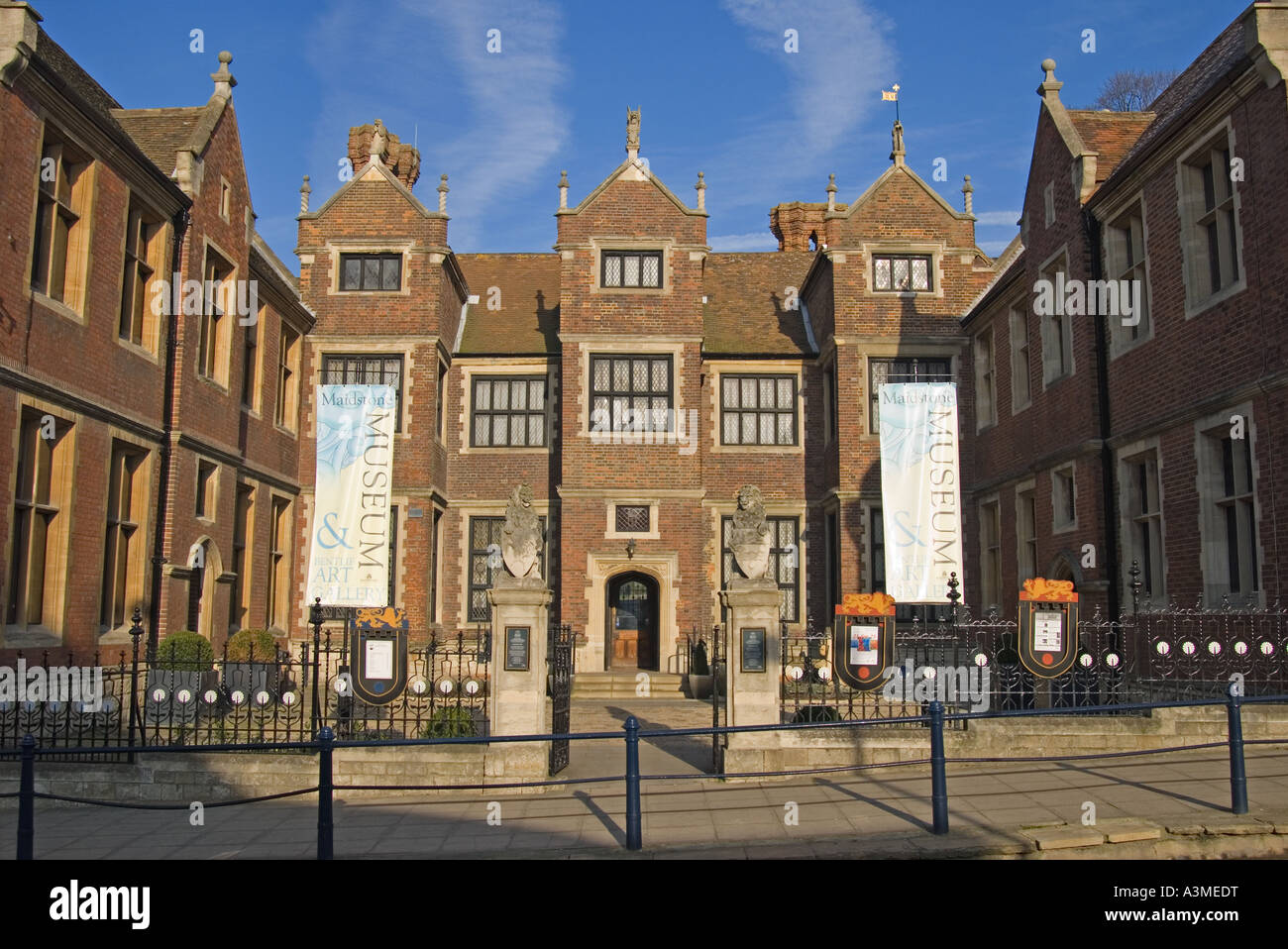 Maidstone, Kent, UK. Maidstone Museum main entrance Stock Photo - Alamy