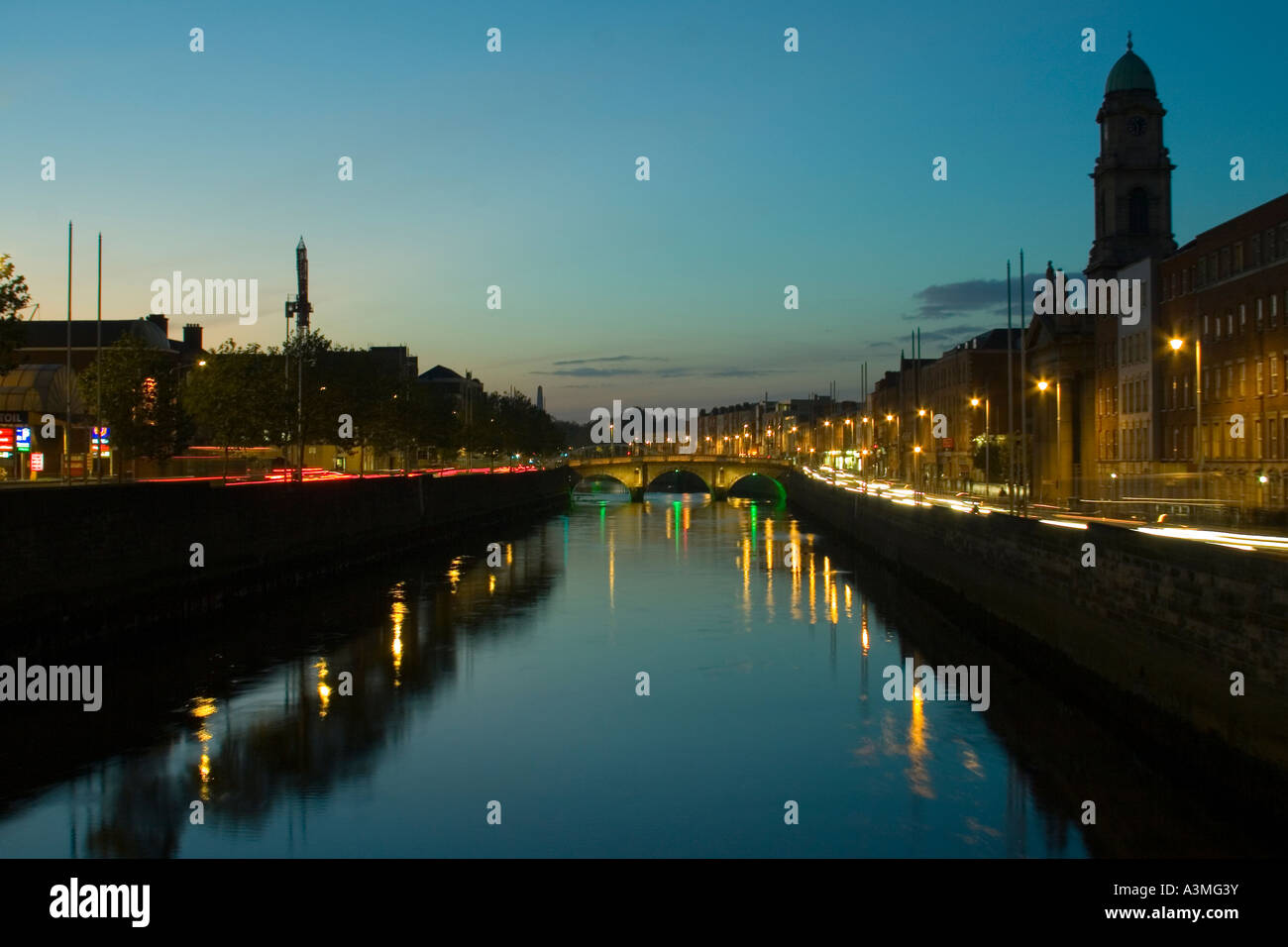 Dublin Night Cityscape Stock Photo - Alamy