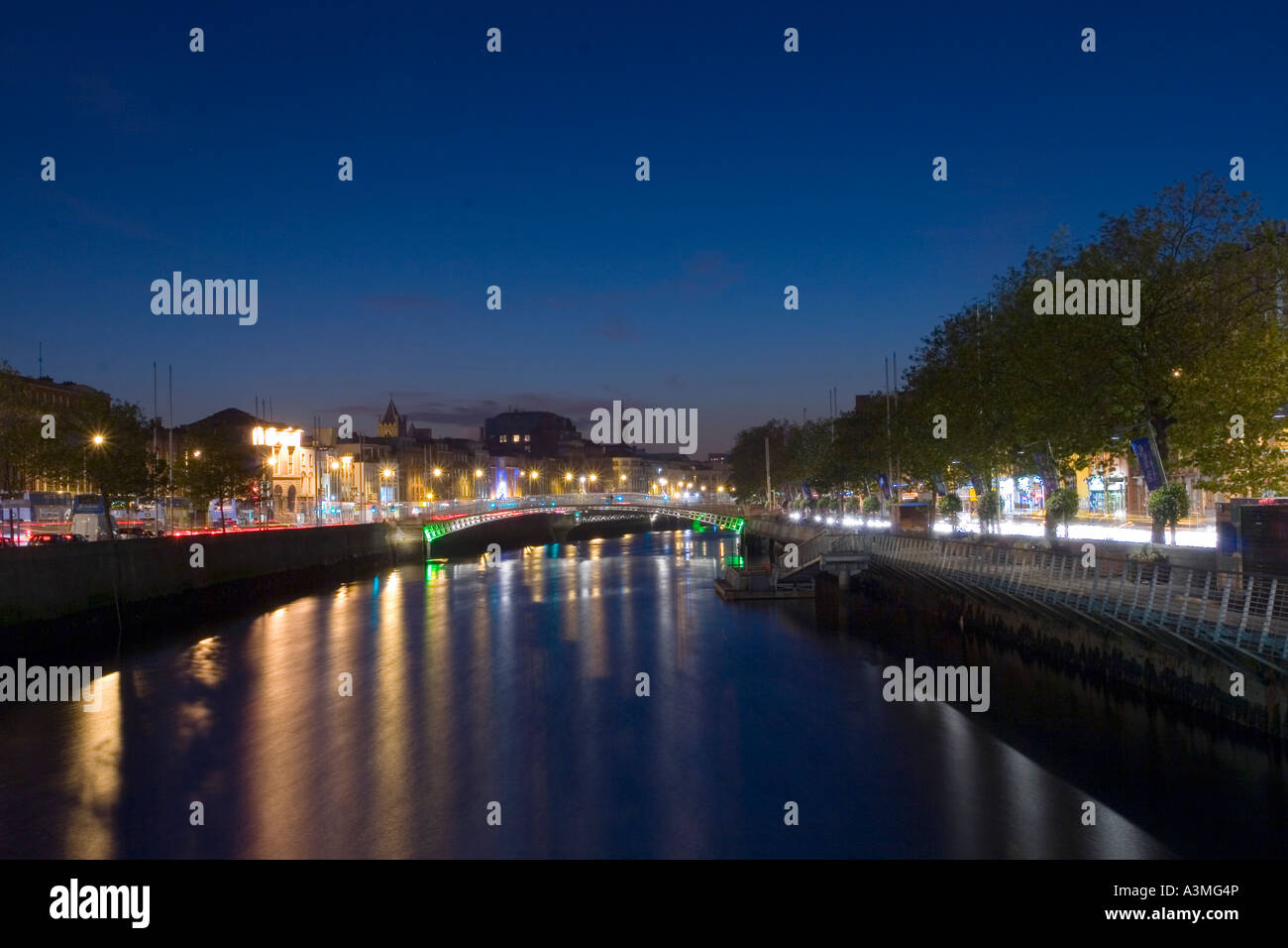 Dublin Night Cityscape Stock Photo - Alamy