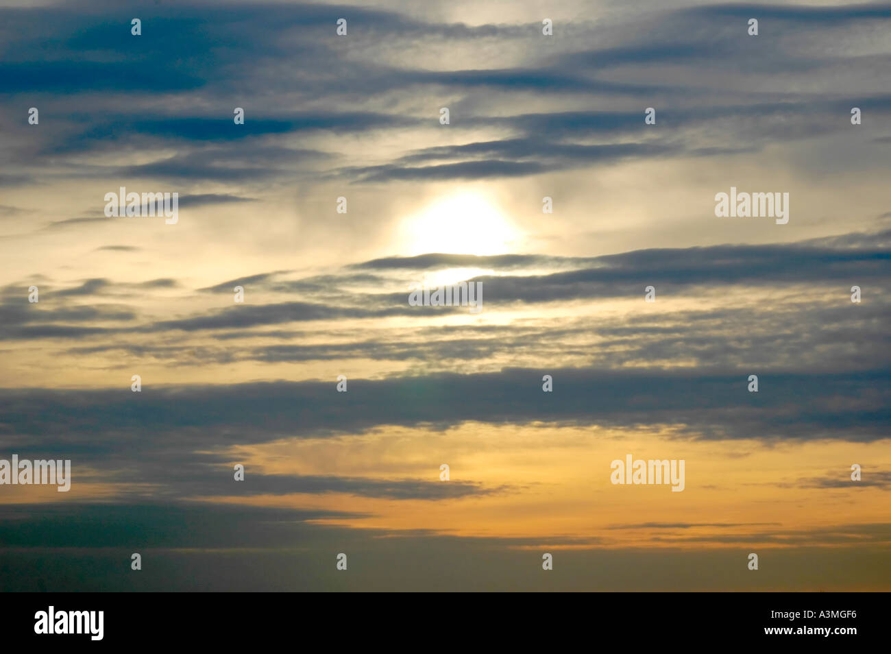 Streaks sky kentucky hi-res stock photography and images - Alamy