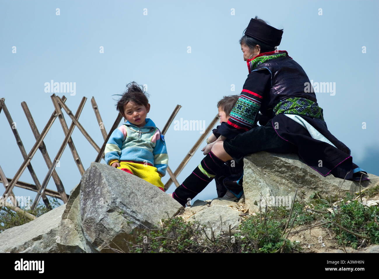 Hmong in Sapa area Stock Photo - Alamy