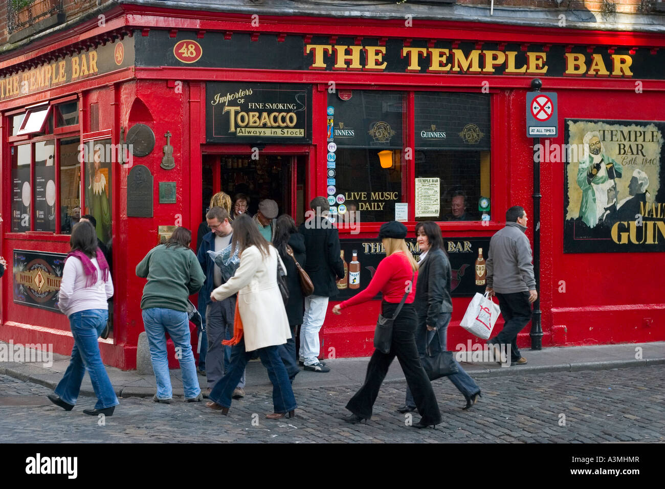 The temple bar - Dublin City Stock Photo - Alamy