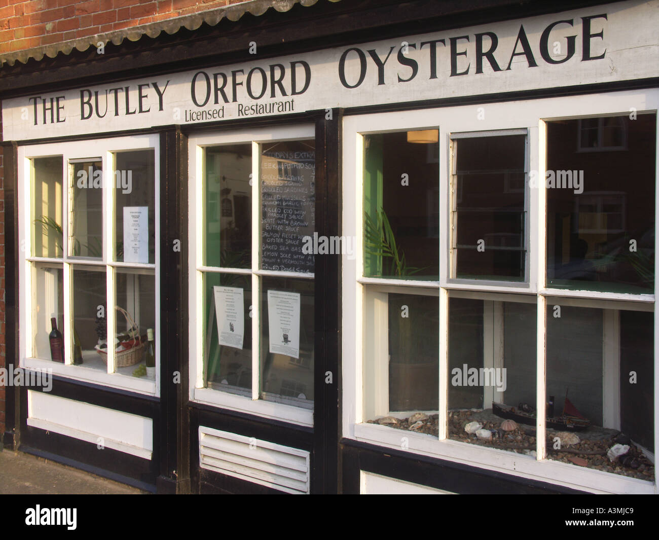 Butley oysterage hi-res stock photography and images - Alamy