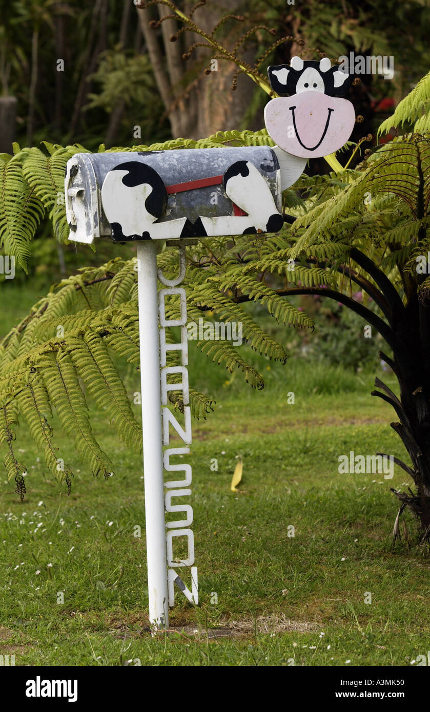 Cow mailbox hi-res stock photography and images - Alamy