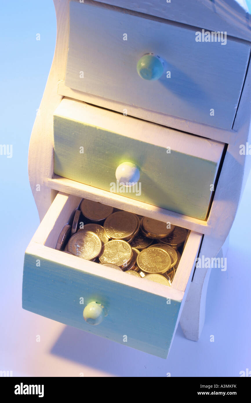 Money drawers hi-res stock photography and images - Alamy