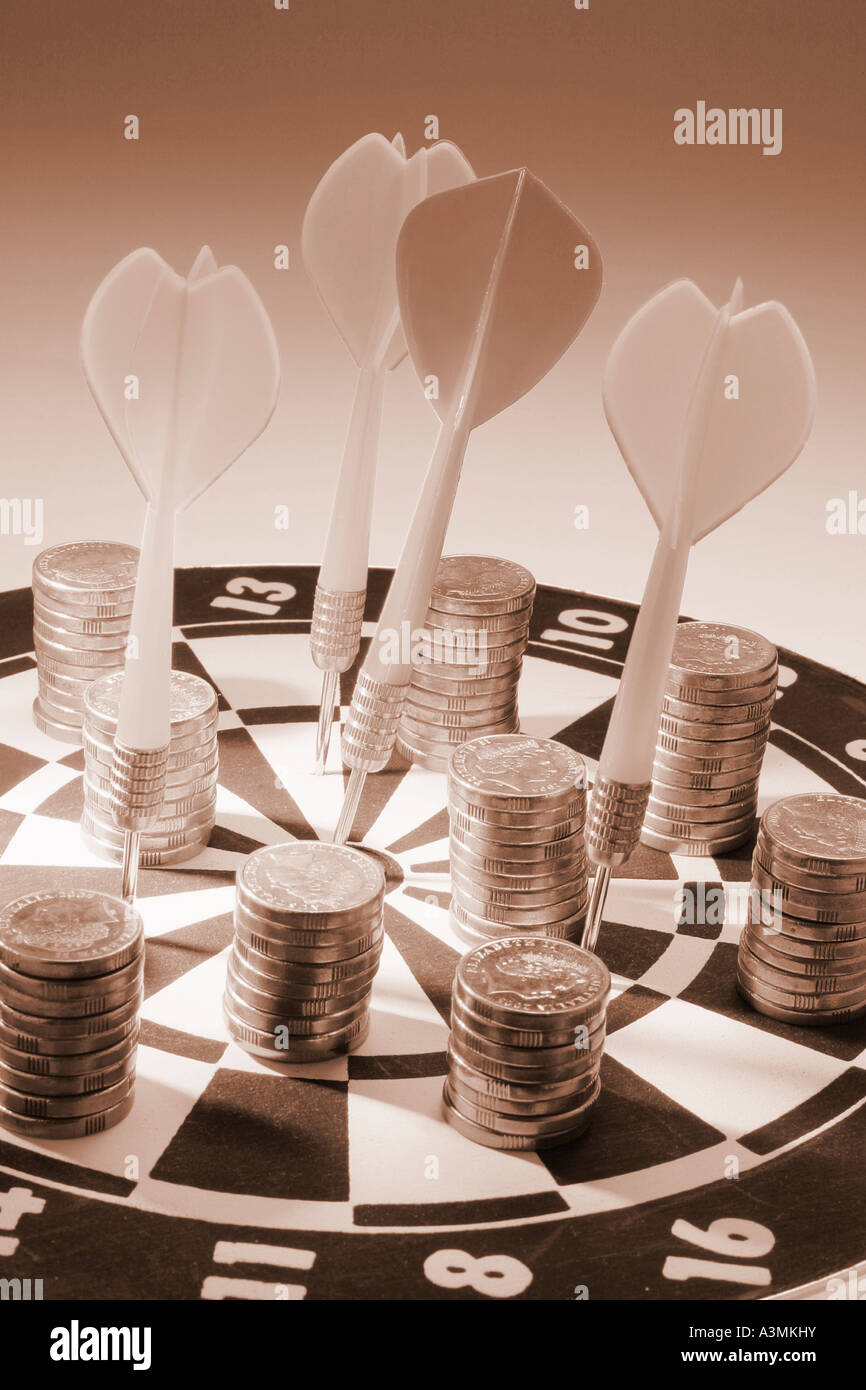 Bullseye prize hi-res stock photography and images - Alamy