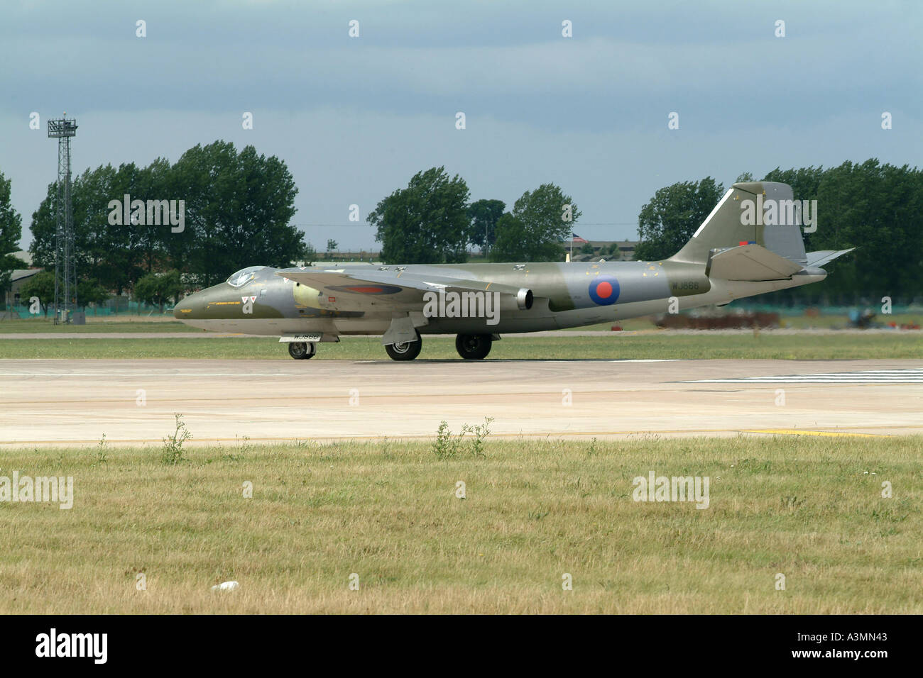 Bae Canberra RIAT 2003 Fairford Stock Photo - Alamy