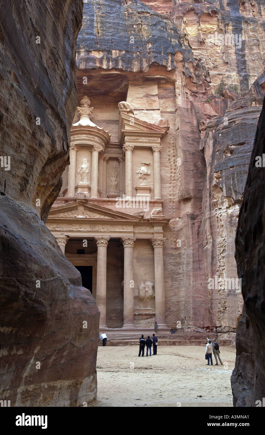 Treasury Building Petra Jordan Stock Photo - Alamy