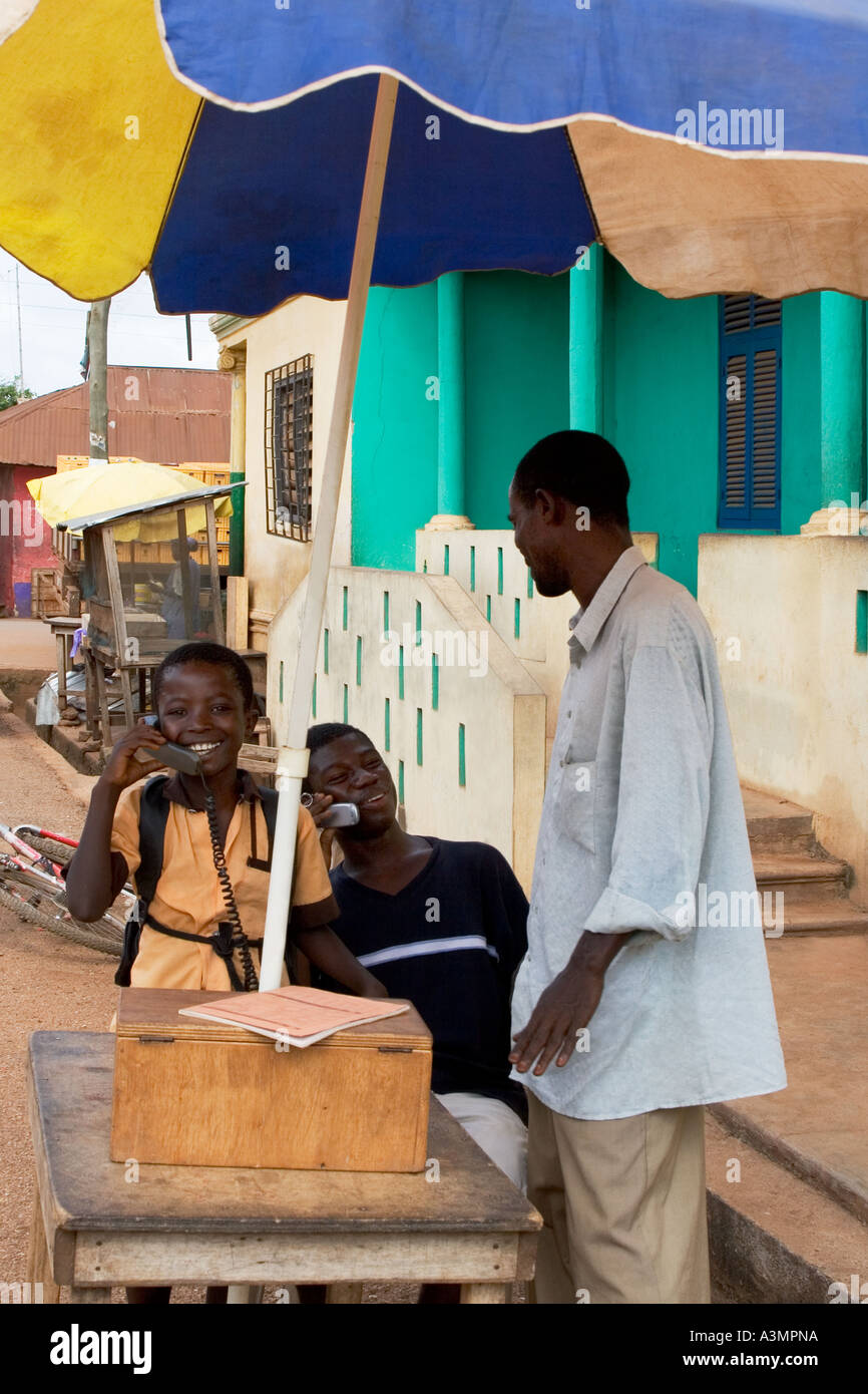 Mobile telephone network in africa hi-res stock photography and images ...