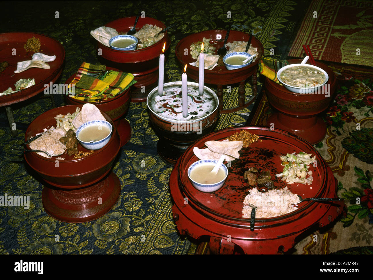 Hotel on inle lake hi-res stock photography and images - Alamy