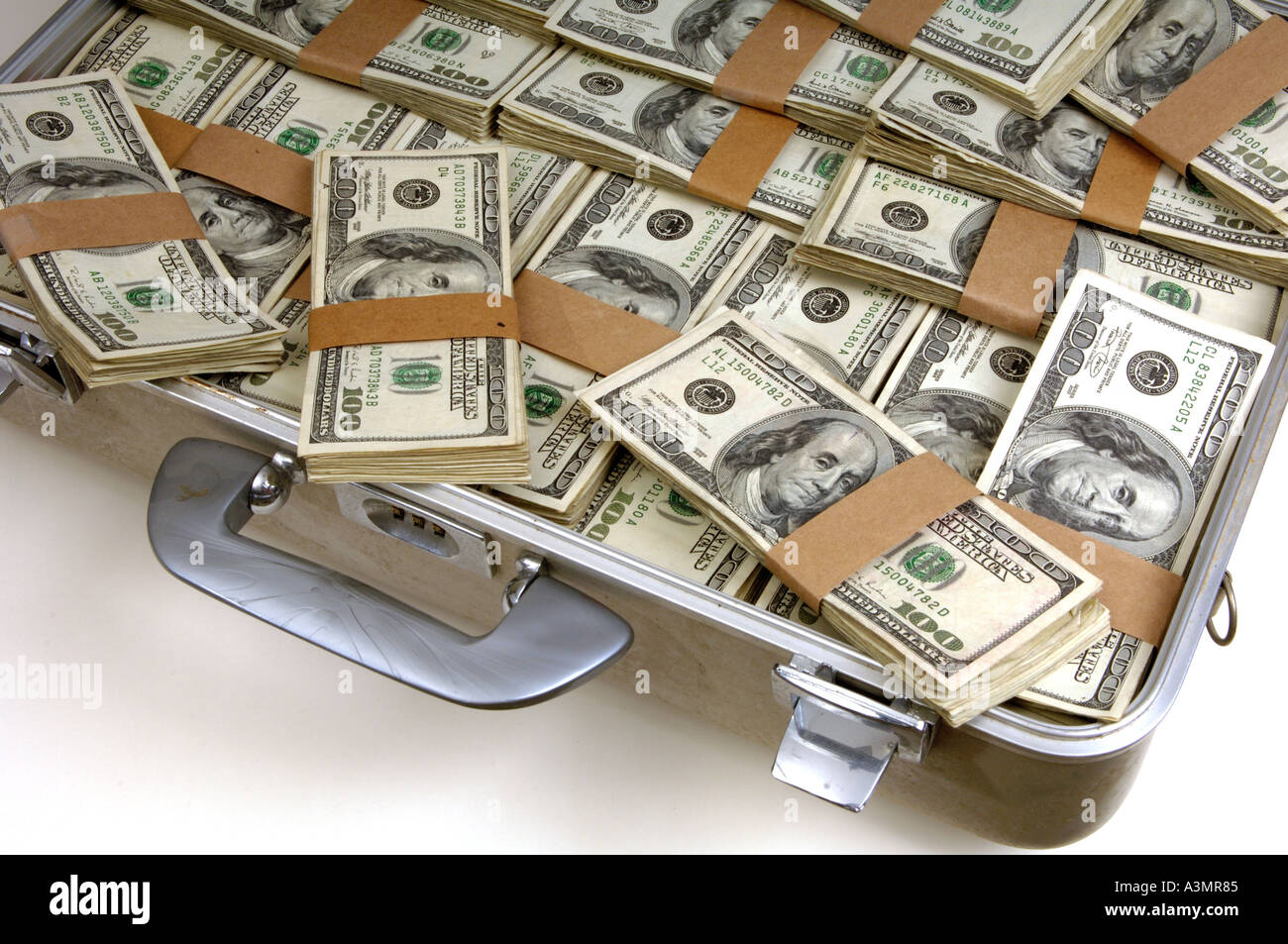 brief case full of 100 bills US Stock Photo - Alamy