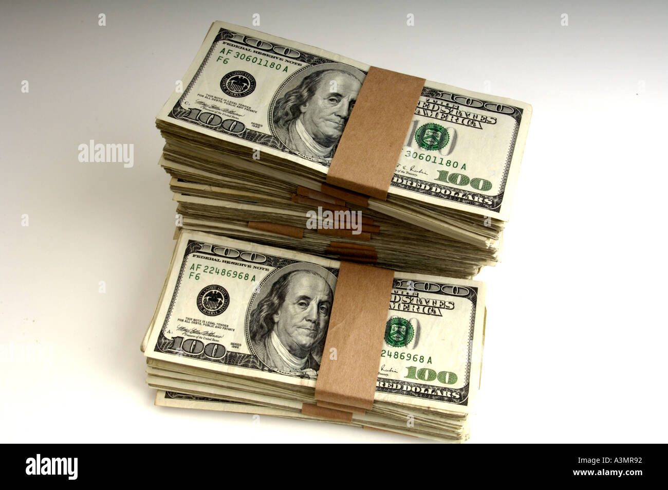 bundles of 100 dollar bills US Stock Photo - Alamy