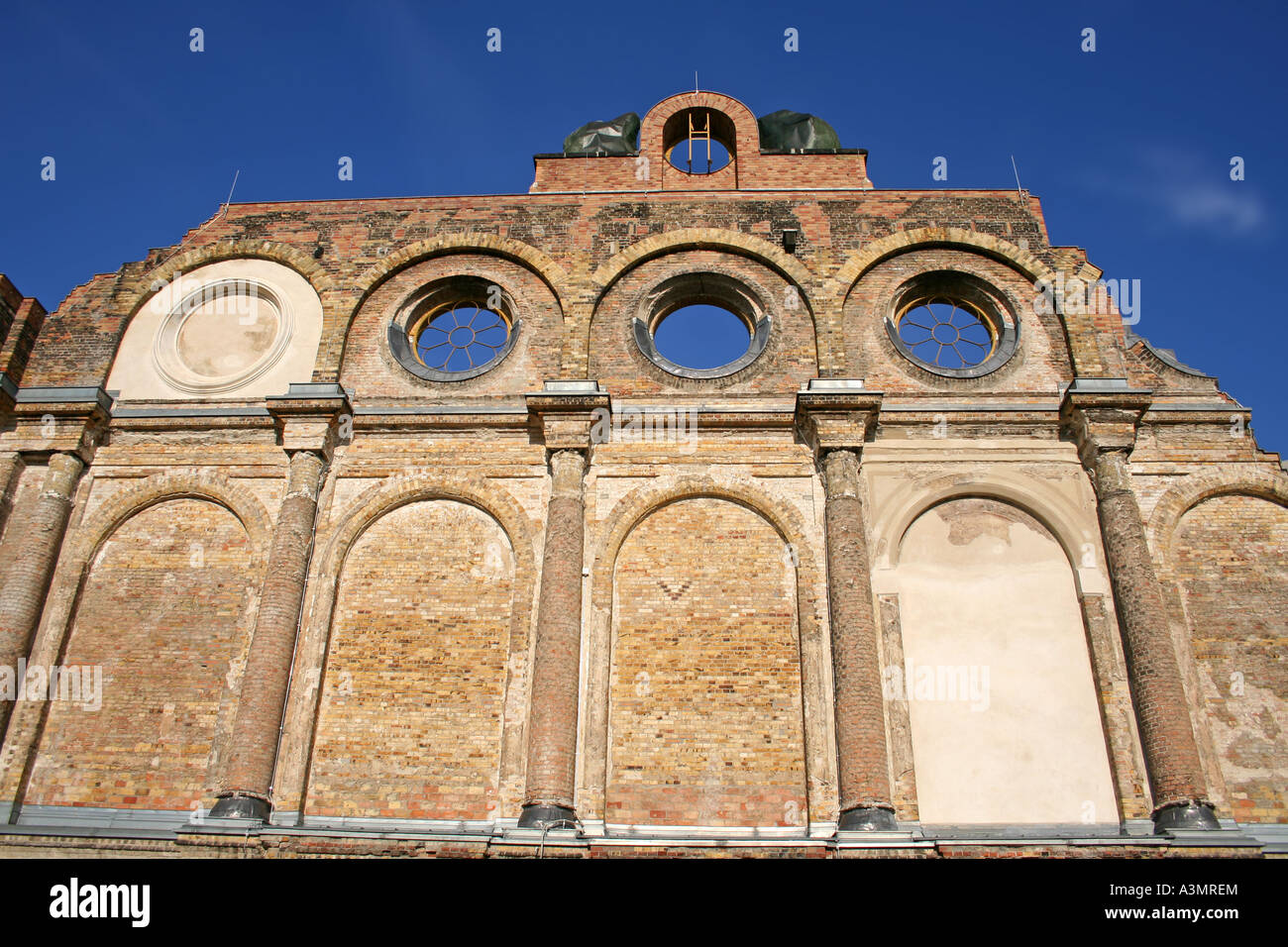 anhalter bahnhof berlin germany Stock Photo - Alamy