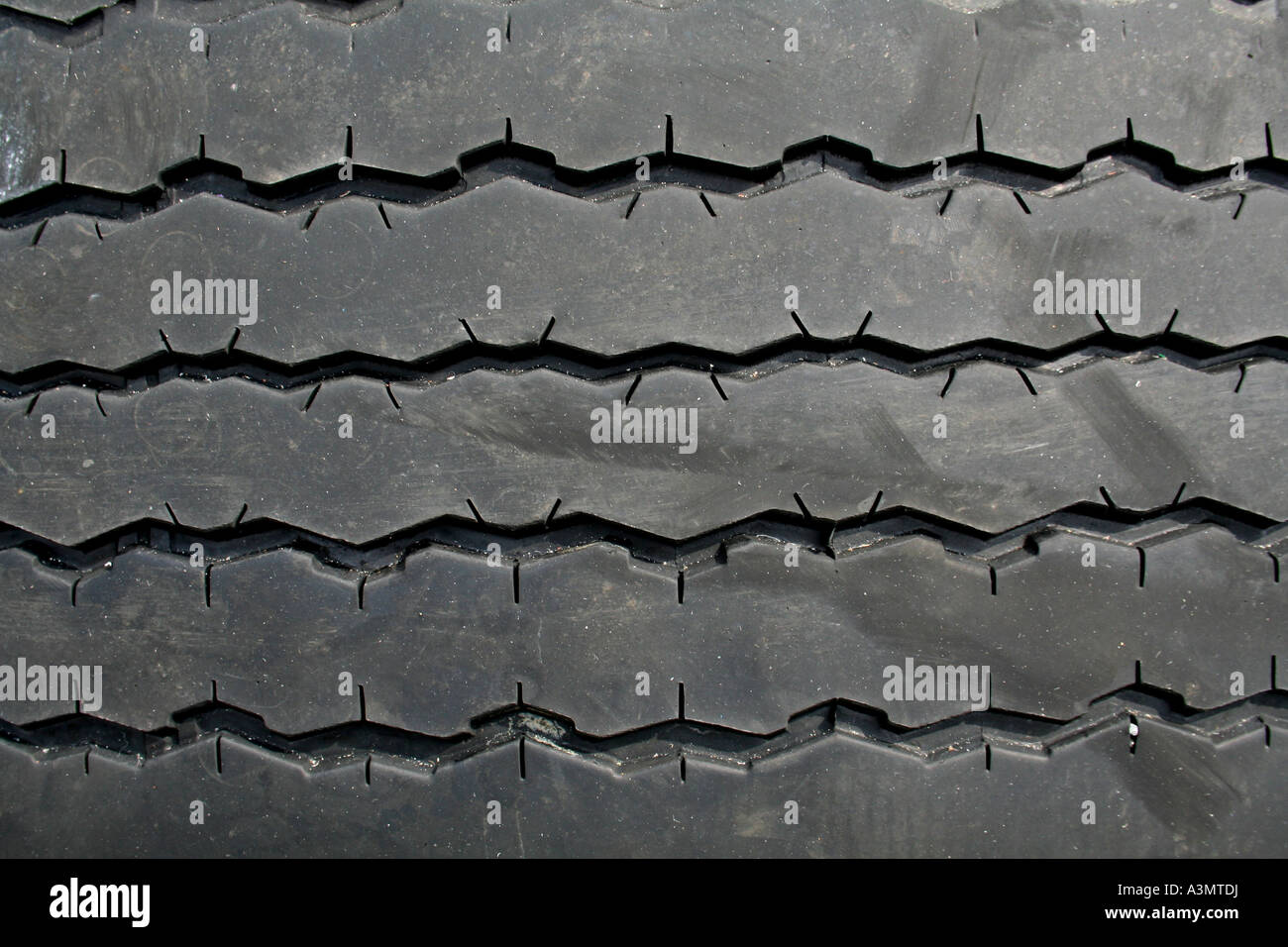 rubber tyre pattern Stock Photo - Alamy