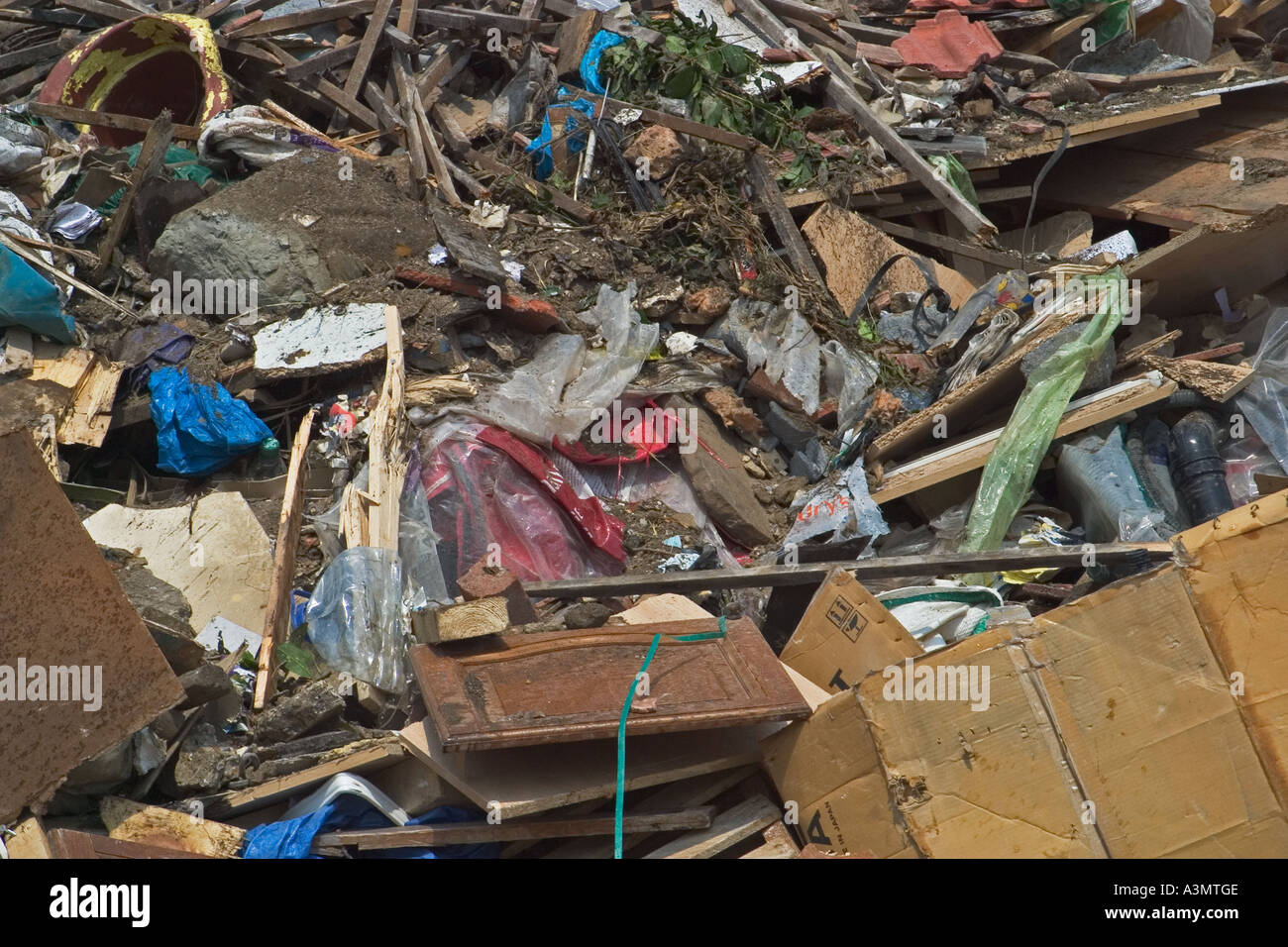 Building construction waste for sorting and recycling at a skip ...