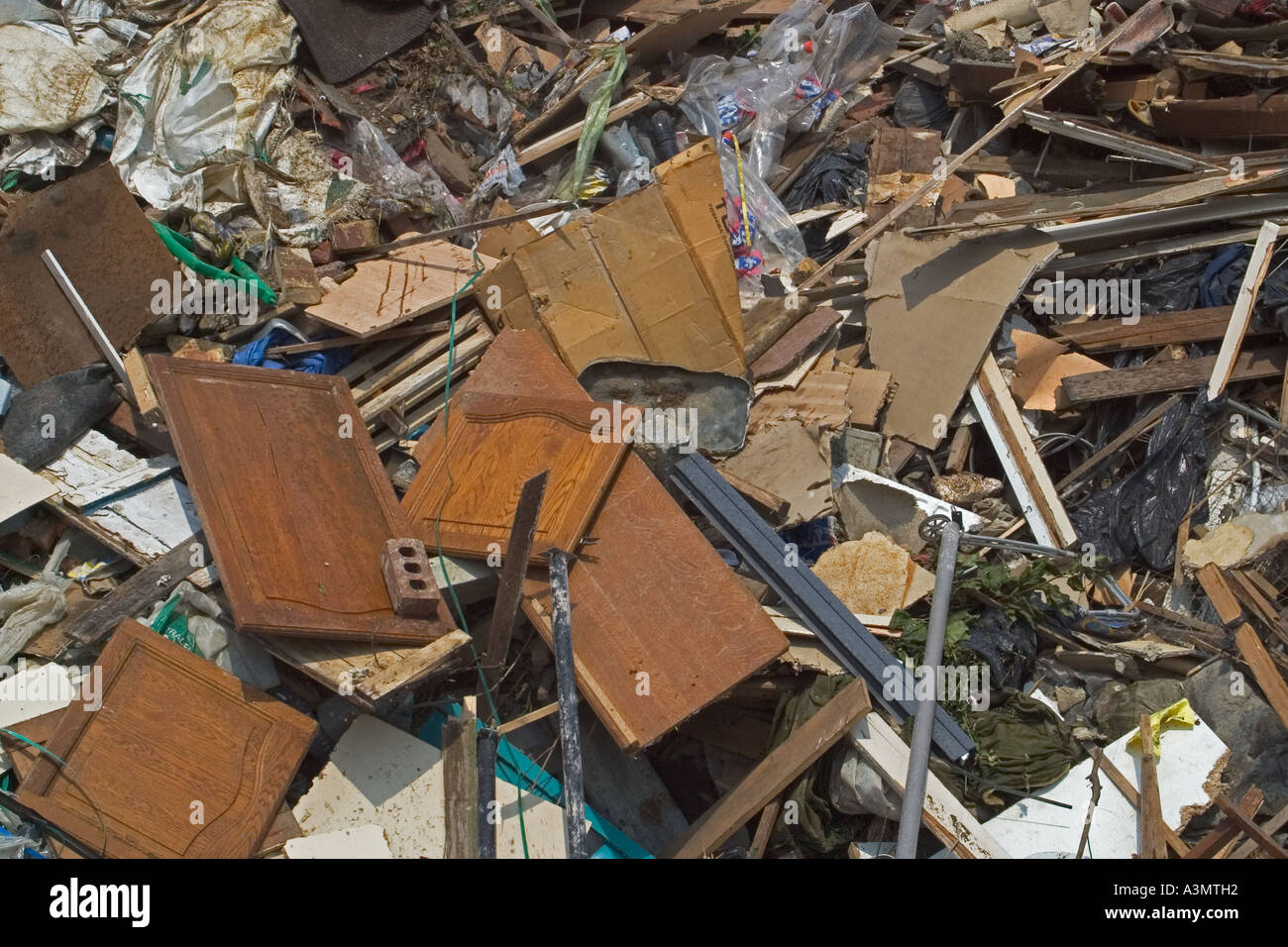 Building construction waste for sorting and recycling at a skip ...