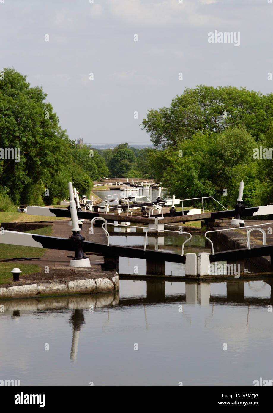 Looking down the Hatton Flight of Locks on the Grand Union Canal Hatton ...
