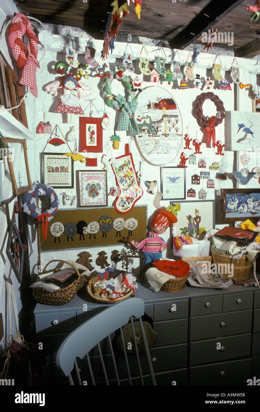 early american crafts wall display Stock Photo - Alamy