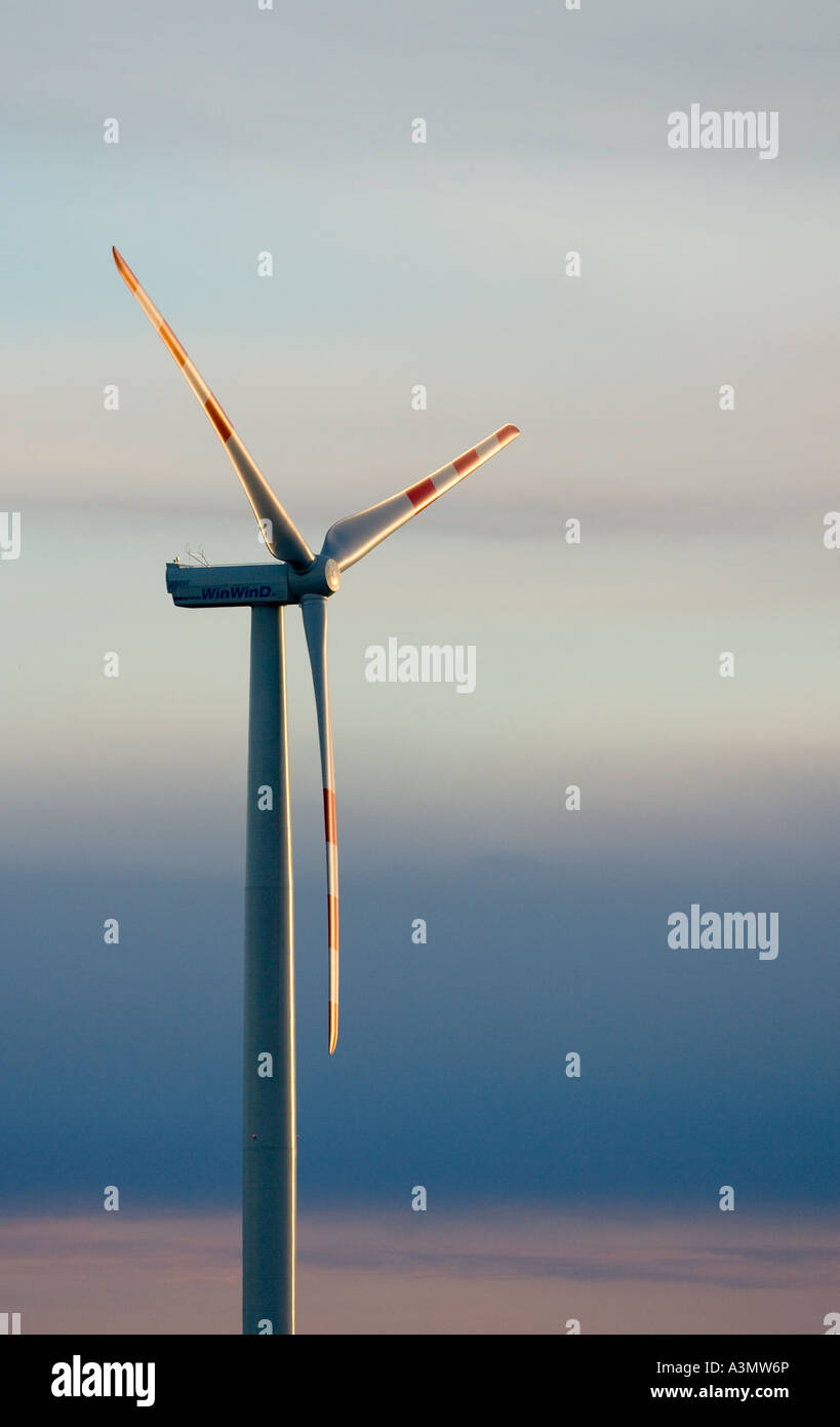 3 blade turbine hi-res stock photography and images - Alamy