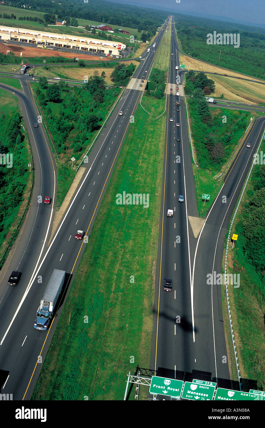 Road Transportation Highway Cars Trees Building Stock Photo - Alamy