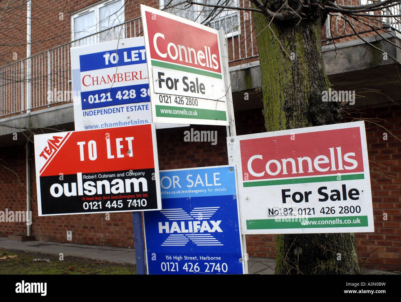 To Let and For Sale boards in Ladywood, Birmingham Stock Photo - Alamy