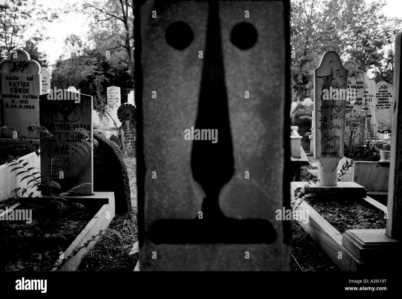 Turkey Konya 2005 cemetery. Graveyard Stock Photo - Alamy